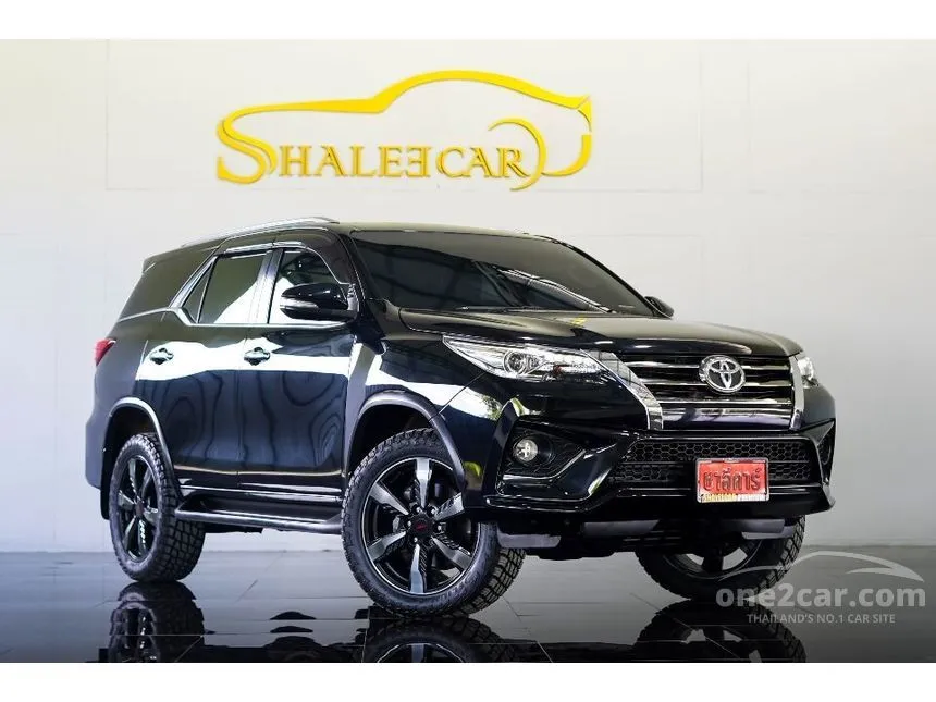 2017 Toyota Fortuner 2.8 (ปี 15-25) TRD Sportivo 4WD SUV มือสอง One2car