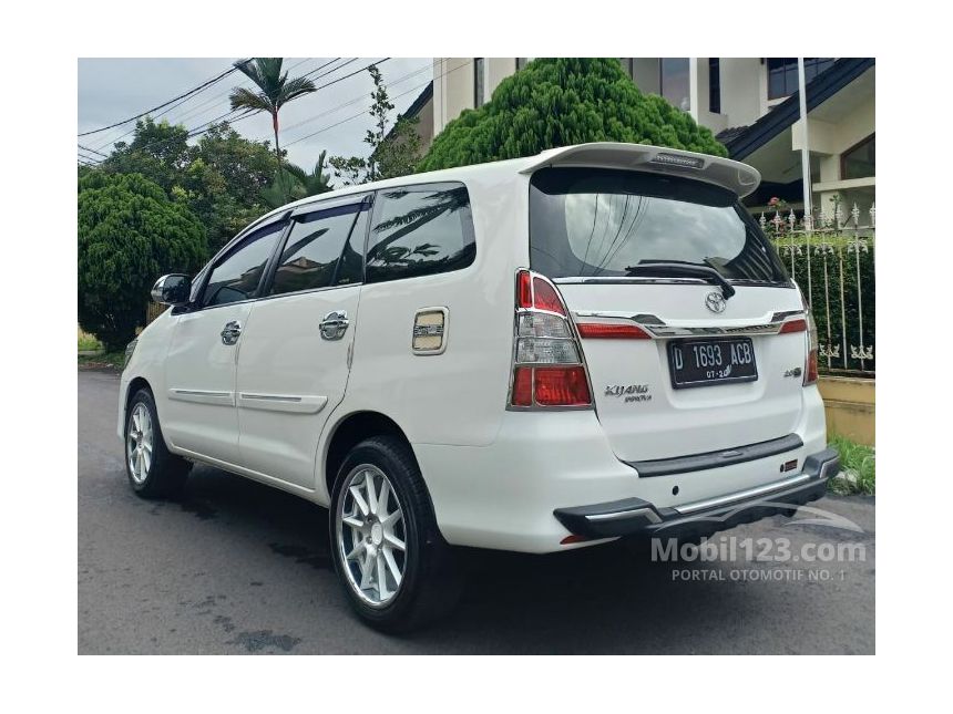 Jual Mobil Toyota Kijang Innova 2014 G 2.0 di Jawa Barat Automatic MPV ...