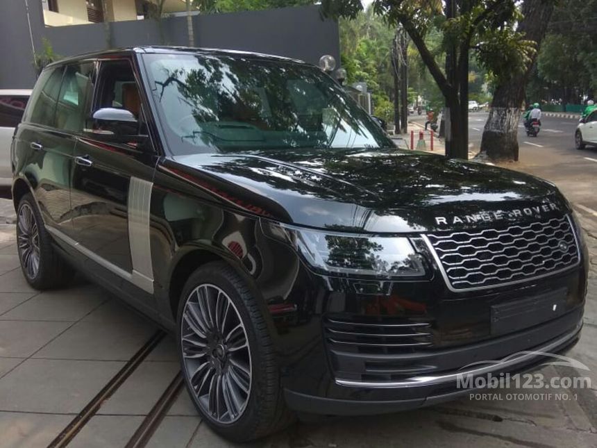 Jual Mobil Land Rover Range Rover 2018 Vogue 3.0 di Banten Automatic ...