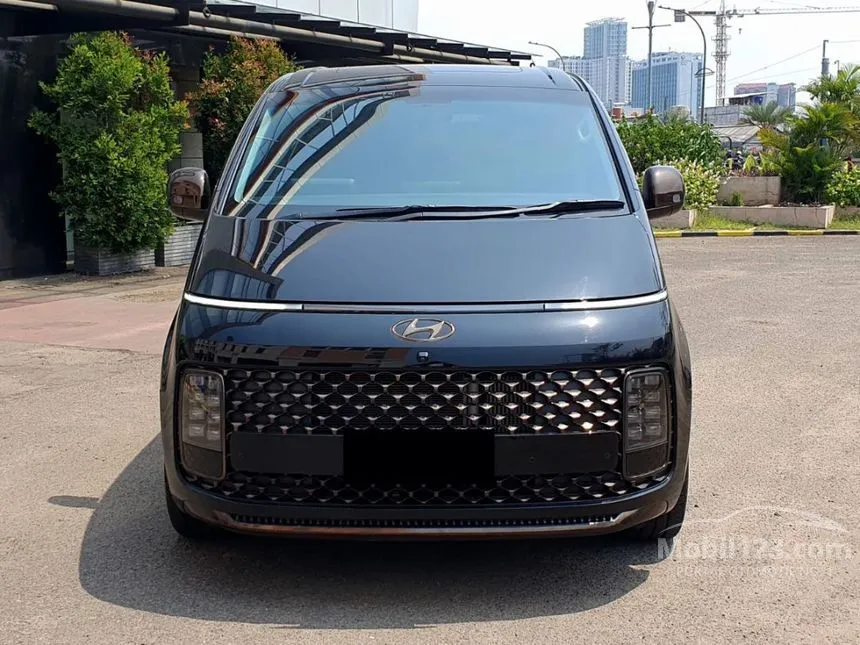 Jual Mobil Hyundai Staria 2021 Signature 9 2.2 di DKI Jakarta Automatic ...