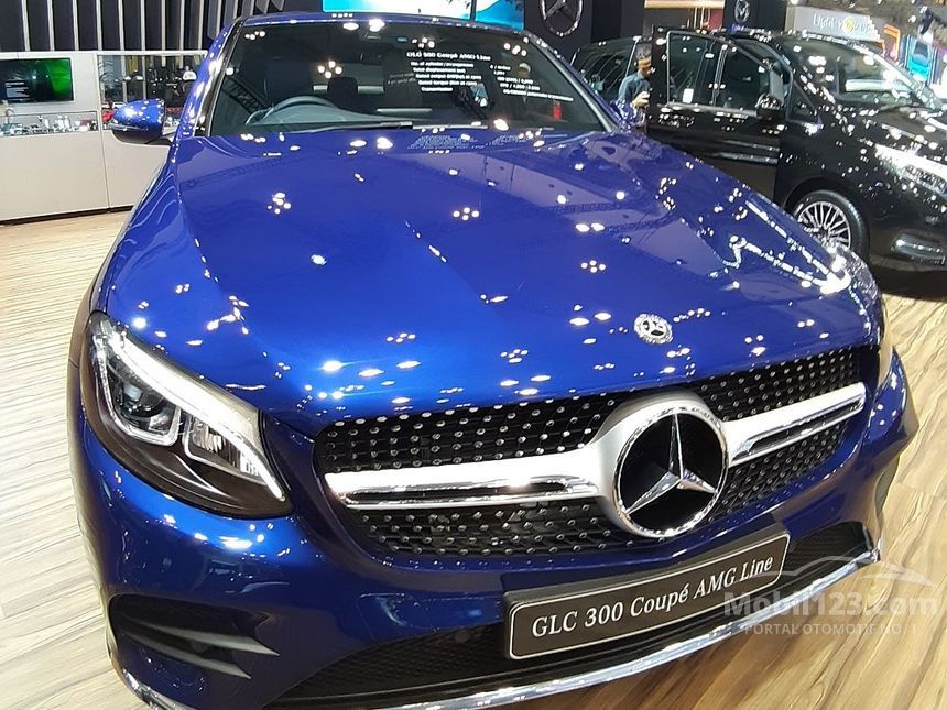 Jual Mobil Mercedes-Benz GLC300 2019 AMG 4MATIC 2.0 di DKI Jakarta ...