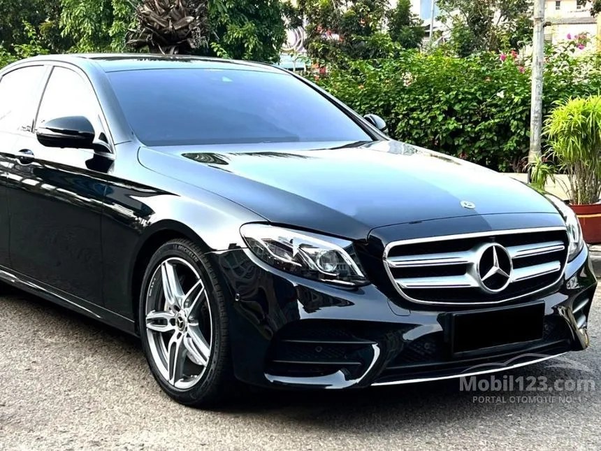 Jual Mobil Mercedes-Benz E350 2021 AMG 2.0 di DKI Jakarta Automatic Sedan Hitam Rp 1.095.000.000 ...