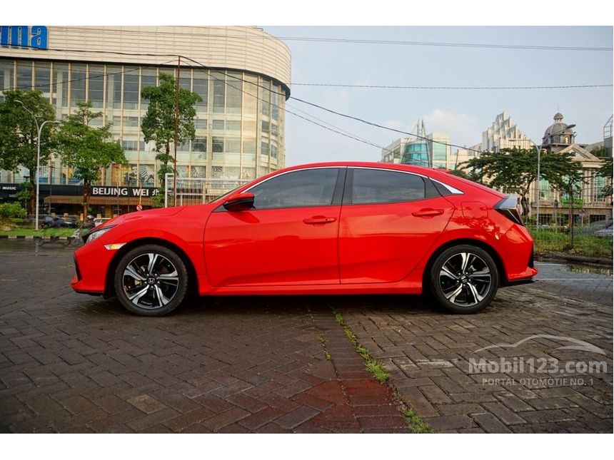 Jual Mobil Honda Civic 2018 E 1.5 di Jawa Timur Automatic Hatchback ...