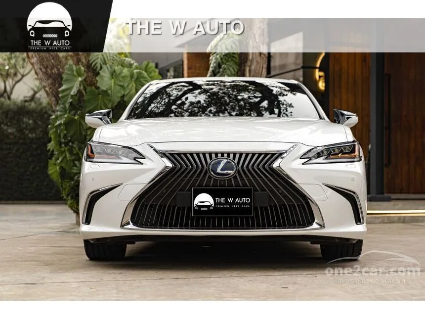 2019 Lexus ES300h 2.5 (ปี 18-24) Grand Luxury Sedan for sale on One2car