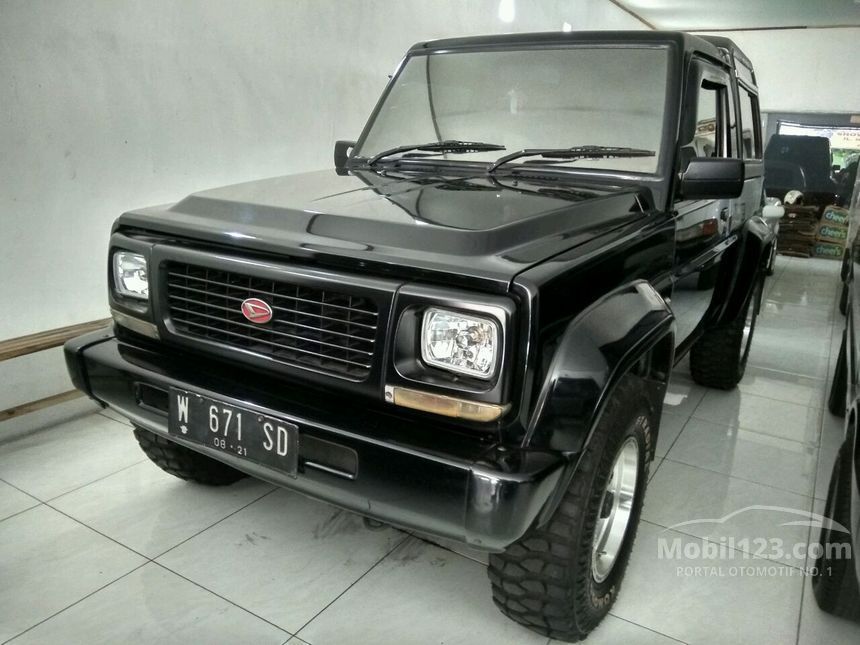 Jual Mobil Daihatsu Rocky 2001 1.6 di Jawa Timur Manual Jeep Hitam Rp ...