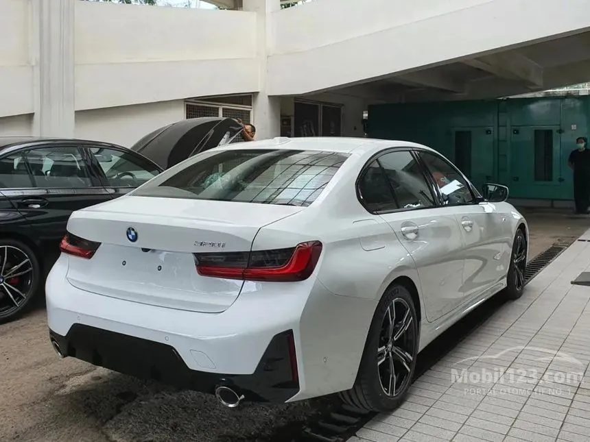 Jual Mobil BMW 320i 2022 Sport 2.0 di DKI Jakarta Automatic Sedan Putih ...