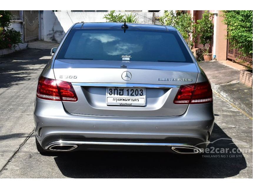 Mercedes-Benz E300 2014 W212 (ปี 10-16) AMG Dynamic Blue TEC HYBRID 2.1 เกียร์อัตโนมัติ สีเทา ...