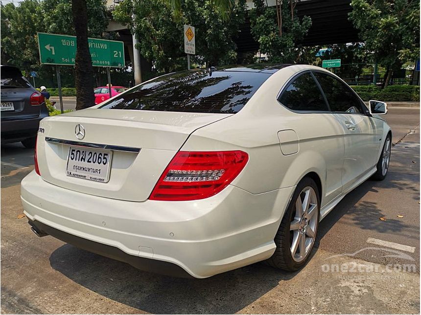 Mercedes-Benz C180 2012 1.8 in กรุงเทพและปริมณฑล Automatic Coupe สีขาว ...