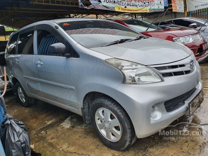 Jual Mobil Daihatsu Xenia 2014 X PLUS 1.3 di Banten Manual MPV Silver ...