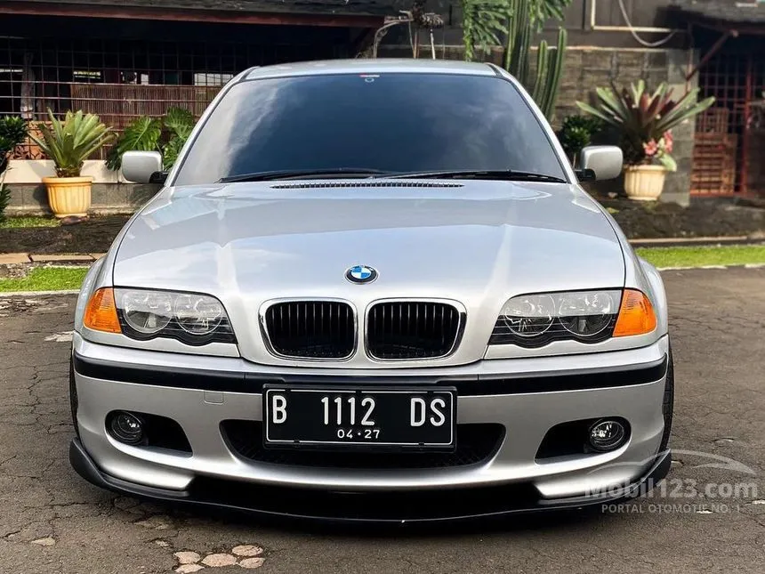 Jual Mobil BMW 318i 2000 2.0 di DKI Jakarta Automatic Sedan Silver Rp 35.000.000 - 13430813 ...