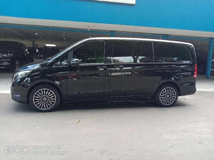 Jual Mobil Mercedes-Benz V260 2018 Avantgarde 2.0 di DKI Jakarta Automatic Van Wagon Hitam Rp ...