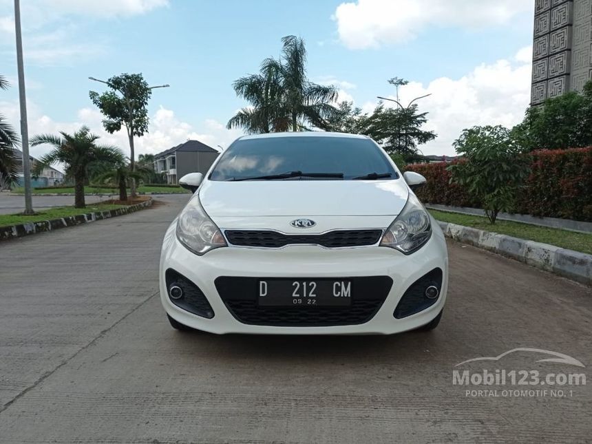 Jual Mobil KIA Rio 2012 1.4 di Jawa Barat Automatic Hatchback Putih Rp ...