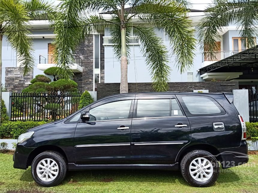 Jual Mobil Toyota Kijang Innova 2015 V Luxury 2.0 di Kalimantan Barat ...