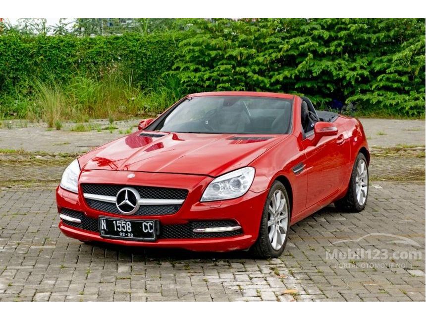 Jual Mobil Mercedes-Benz SLK200 2011 CGI 1.8 di Jawa Timur Automatic ...