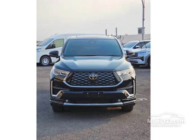 Jual Toyota Kijang Innova Zenix jarak tempuh tertinggi 20000 km Bekas ...