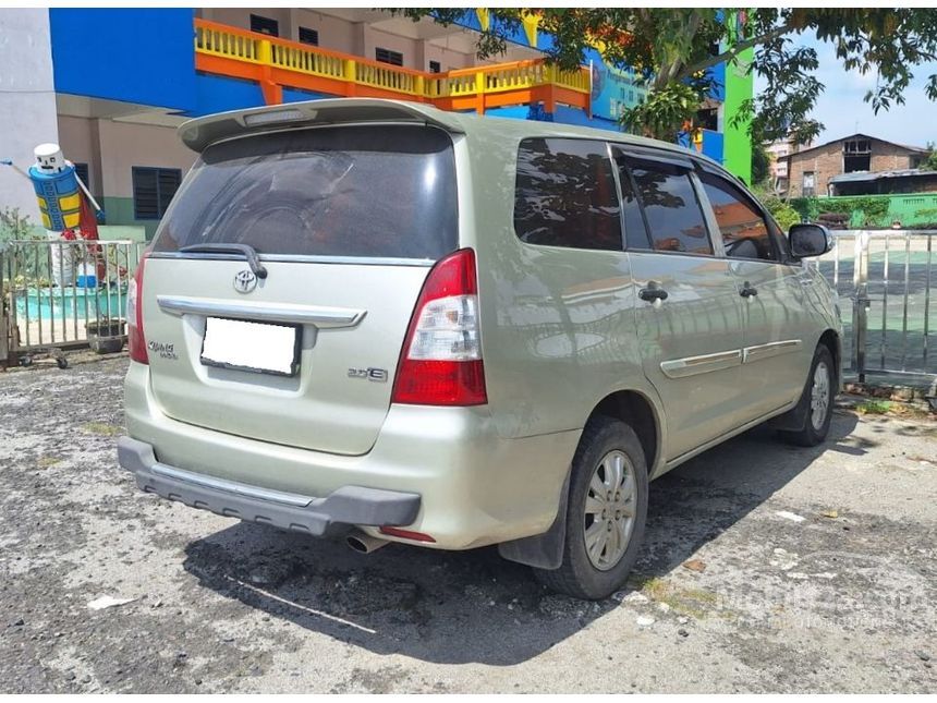 Jual Mobil Toyota Kijang Innova 2011 E 2.0 di Banten Automatic MPV ...