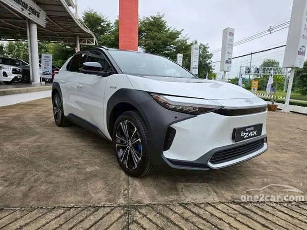 Used Cars Toyota Electric | One2car