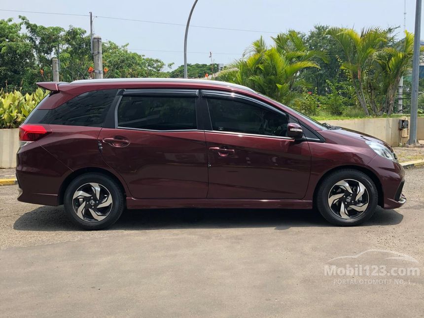 Jual Mobil Honda Mobilio 2015 RS 1.5 di DKI Jakarta Automatic MPV Merah ...