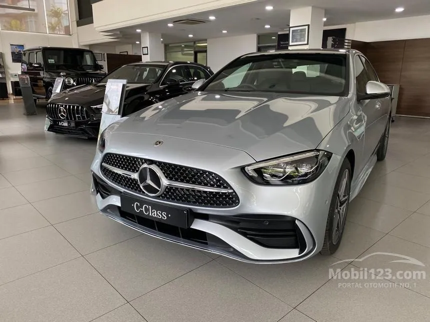 Jual Mobil Mercedes-Benz C300 2023 AMG Line 2.0 di DKI Jakarta ...