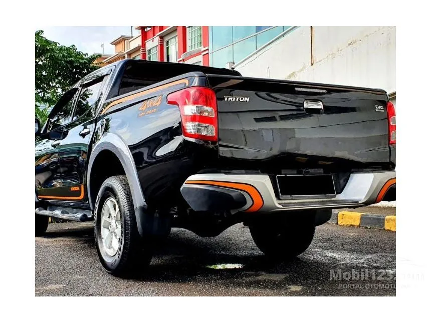 Jual Mobil Mitsubishi Triton 2016 EXCEED 2.5 di DKI Jakarta Manual Pick ...