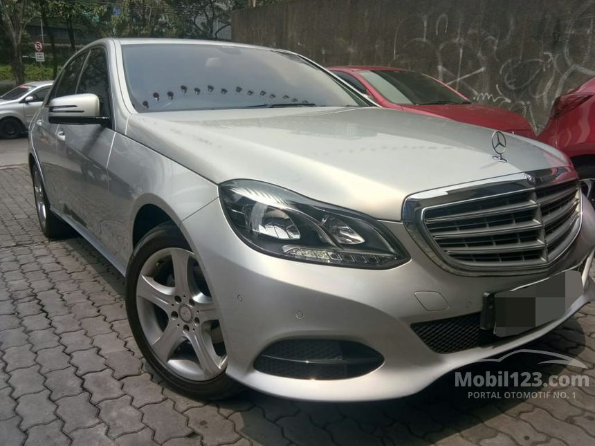 Jual Mobil Mercedes-Benz E200 2013 Classic 2.0 di DKI Jakarta Automatic ...