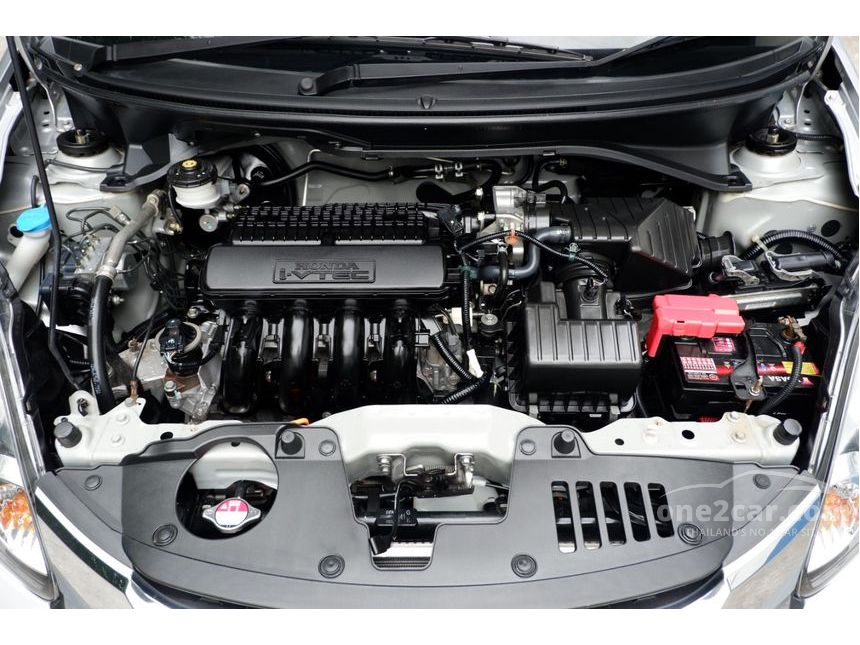 Honda Mobilio 2015 S 1.5 in กรุงเทพและปริมณฑล Automatic Wagon สีเงิน ...