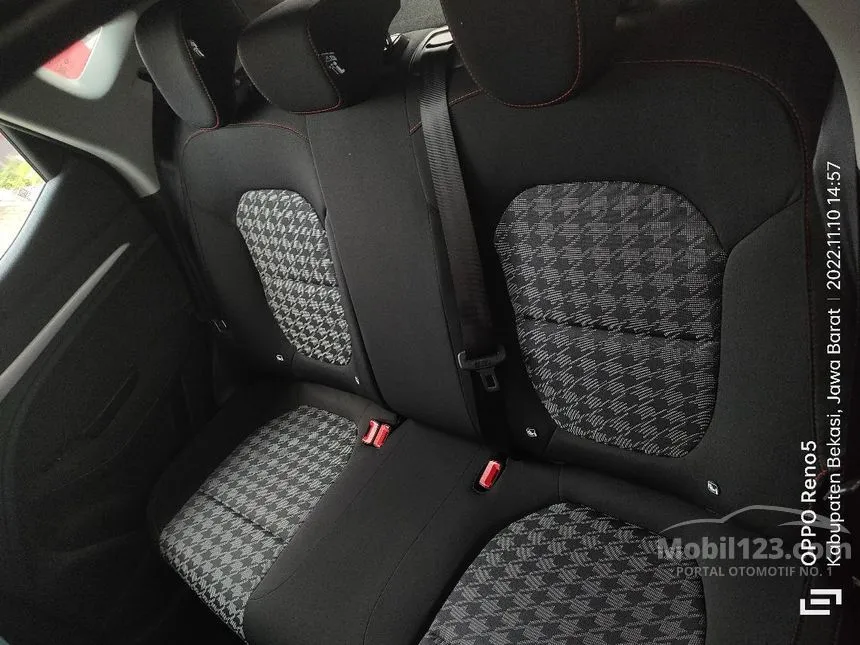 Jual Mobil MG ZS 2022 Activate 1.5 di DKI Jakarta Automatic Wagon Merah ...