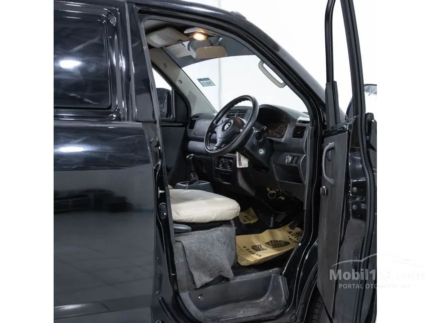 Jual Mobil Suzuki APV 2018 Blind Van High 1.5 di Kalimantan Barat ...