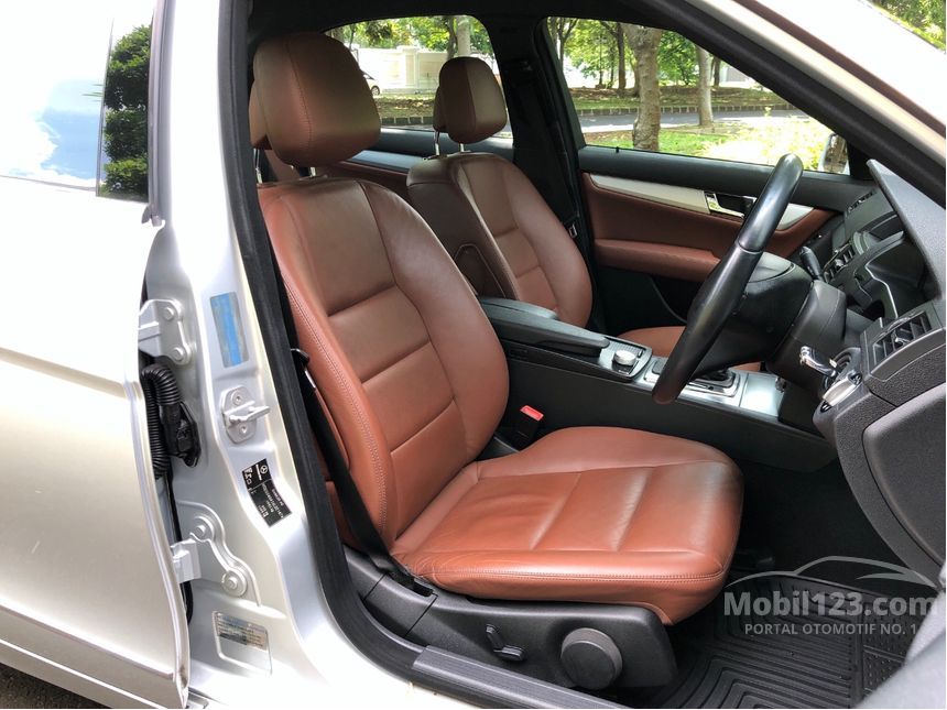 Jual Mobil Mercedes-Benz C200 2009 CGI Avantgarde 1.8 di DKI Jakarta ...