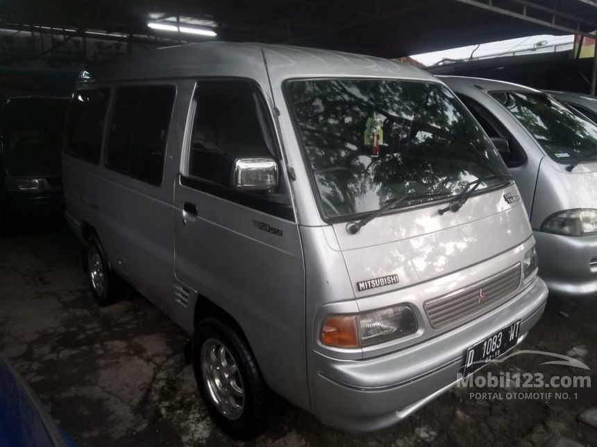 Jual Mobil Mitsubishi Colt T120SS 2002 Standard 1.3 di Jawa Barat ...