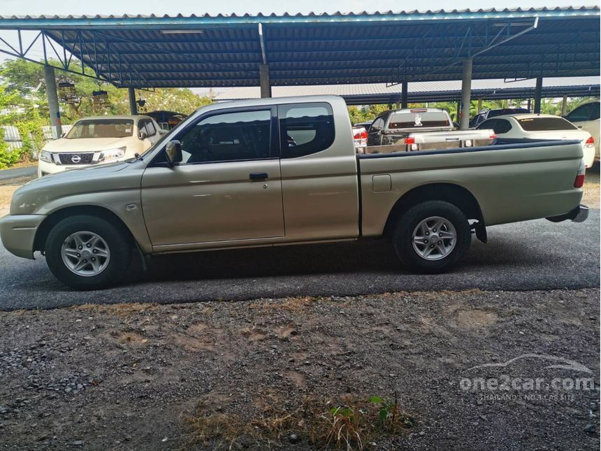 Mitsubishi Strada 2004 MEGA CAB GLX 2.8 เกียร์ธรรมดา สีทอง | One2car ...
