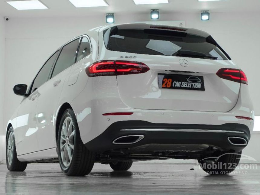 Jual Mobil Mercedes-Benz B200 2018 Progressive Line 1.3 di DKI Jakarta ...