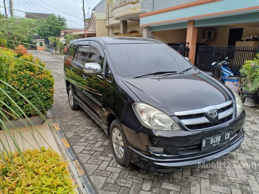 Jual Mobil Toyota Kijang Innova 2004 E 2.0 di Banten Manual MPV Hitam ...