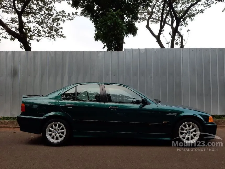 Jual Mobil BMW 320i 1994 E36 2.0 Automatic 2.0 di DKI Jakarta Automatic Sedan Hijau Rp 59.000. ...