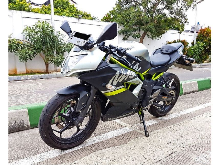 Jual Motor Kawasaki Ninja 2019 0.3 di DKI Jakarta Manual Others Hitam ...