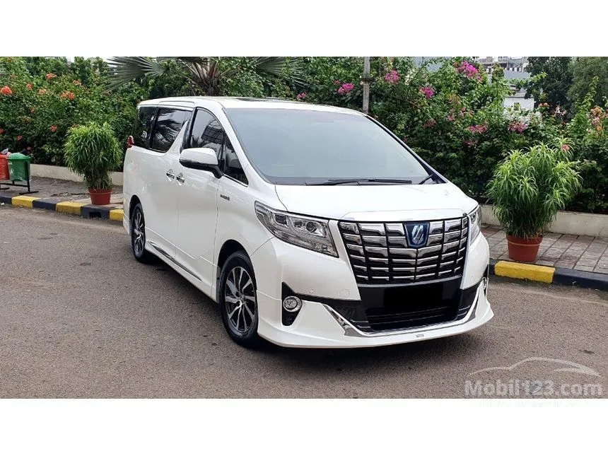 Jual Mobil Toyota Alphard 2017 Hybrid Executive Lounge MODELLISTA 2.5 ...