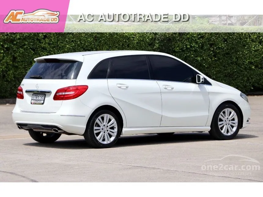 2014 Mercedes-Benz B180 BlueEFFICIENCY 1.6 W246 (ปี 11-16) Sports ...