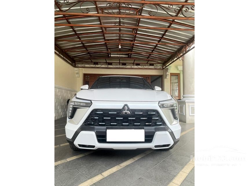 Jual Mobil Mitsubishi XFORCE 2023 Ultimate(White colour) 1.5 di DKI ...