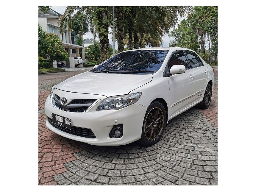 Jual Mobil Toyota Corolla Altis 2010 V 2.0 di Yogyakarta Automatic ...