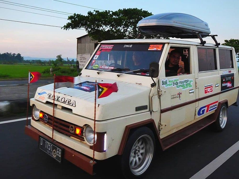 Mobil Tua ini Berhasil Tempuh Rute Jakarta-Timor Leste - Berita ...