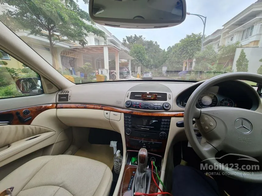Jual Mobil Mercedes-Benz E260 2005 E260 2.6 di Jawa Barat Automatic Sedan Hitam Rp 140.000.000 ...