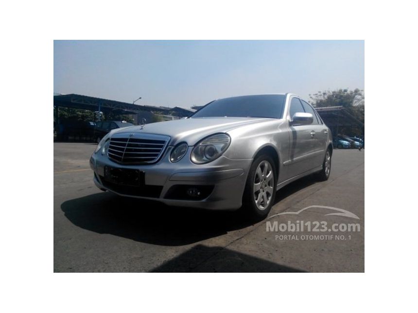 Jual Mobil Mercedes-Benz E200 2010 CGI 1.8 di Jawa Barat Automatic Sedan Silver Rp 155.000.000 ...