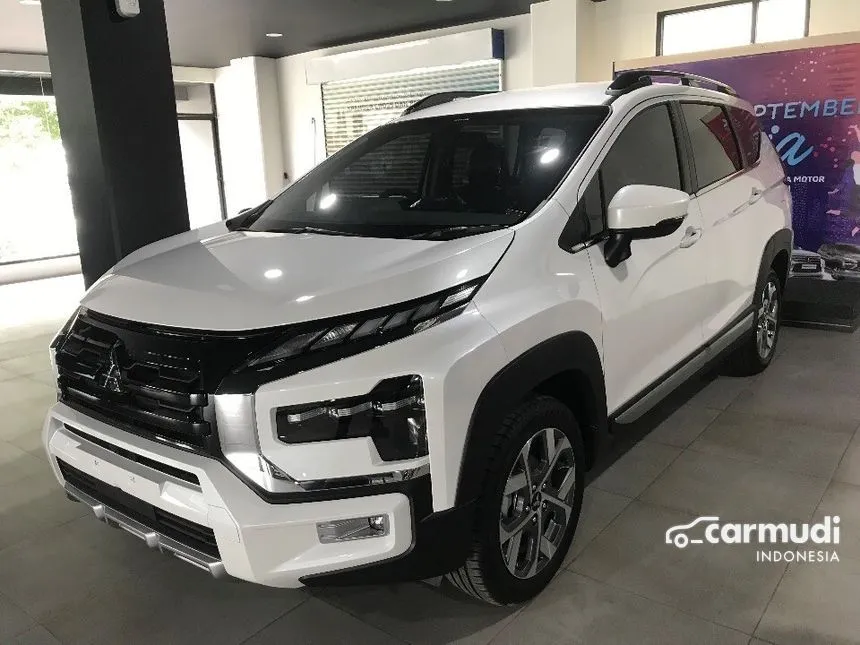 Mitsubishi Xpander 2023 CROSS Premium Package 1.5 in DKI Jakarta ...