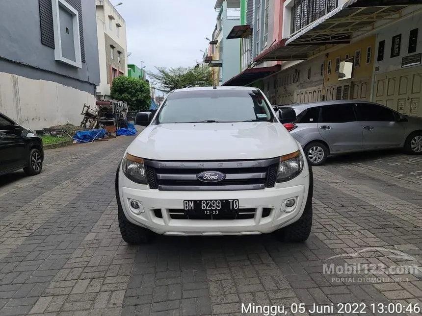 Jual Mobil Ford Ranger 2012 XLS 2.2 di Riau Manual Pick-up Putih Rp 215 ...