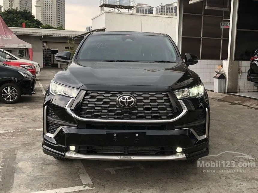 Jual Mobil Toyota Kijang Innova Zenix 2023 Q HV TSS Modellista 2.0 di ...