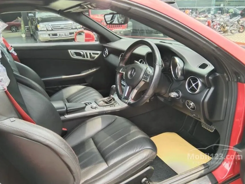 Jual Mobil Mercedes-Benz SLK250 2012 AMG 1.8 di DKI Jakarta Automatic ...