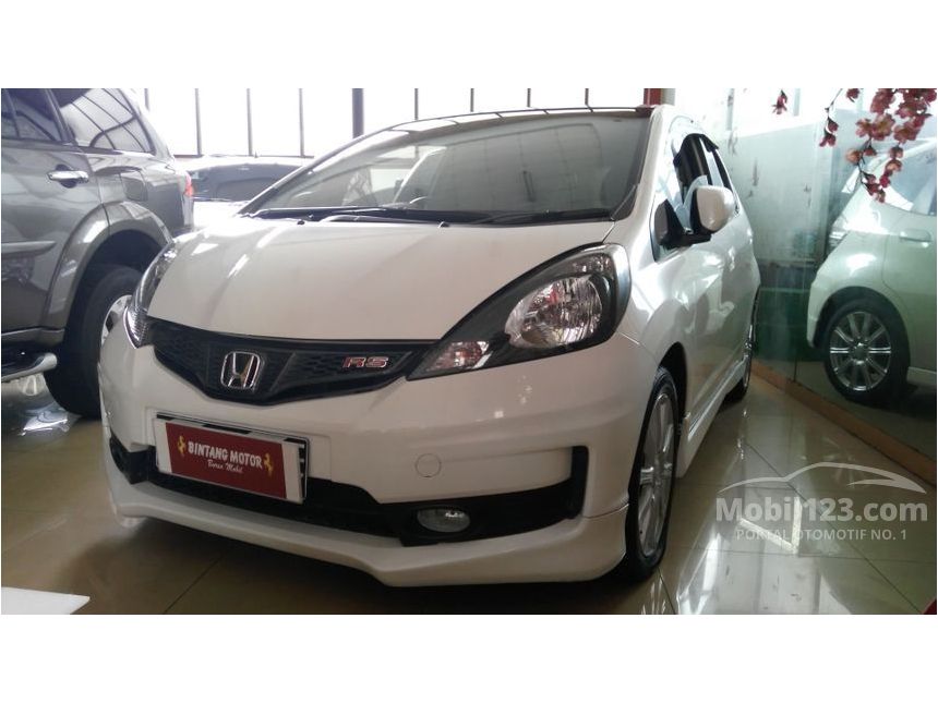 Jual Mobil Honda Jazz 2013 RS 1.5 di Jawa Barat Automatic Hatchback Putih Rp 187.000.000 ...