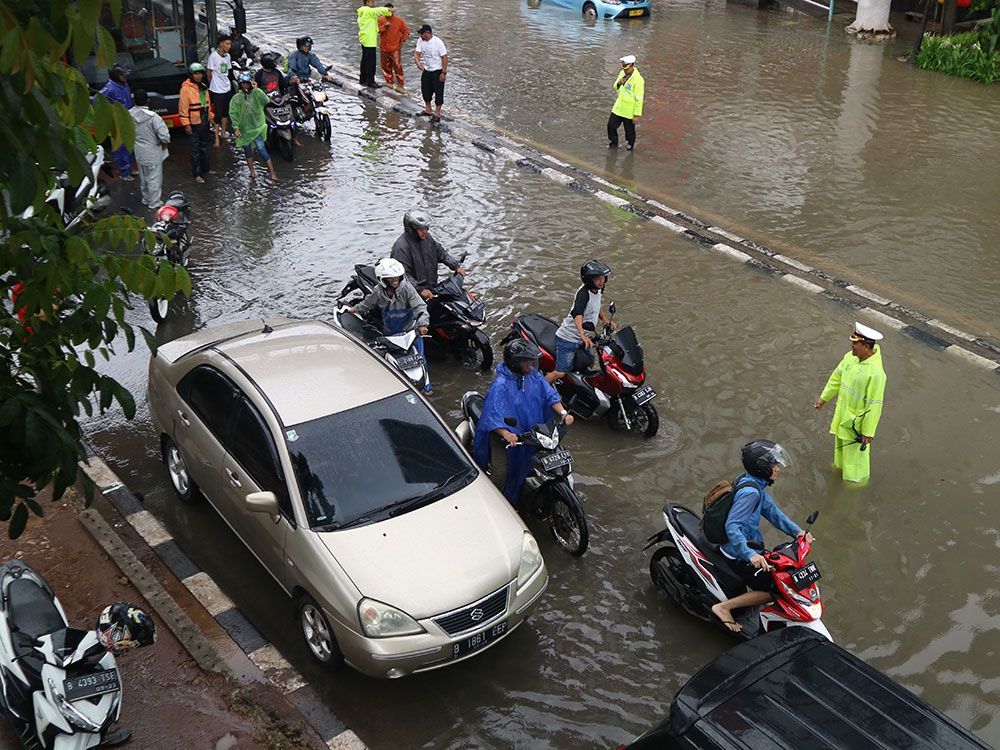 Waspada Pilih Kendaraan Bekas Pasca Bencana Banjir - Panduan Pembeli ...