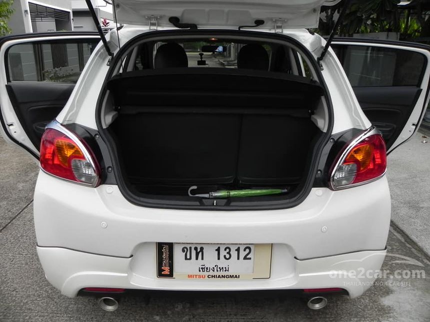 Mitsubishi Mirage 2014 (ปี 12-16) GLS Limited 1.2 เกียร์อัตโนมัติ สีขาว ...