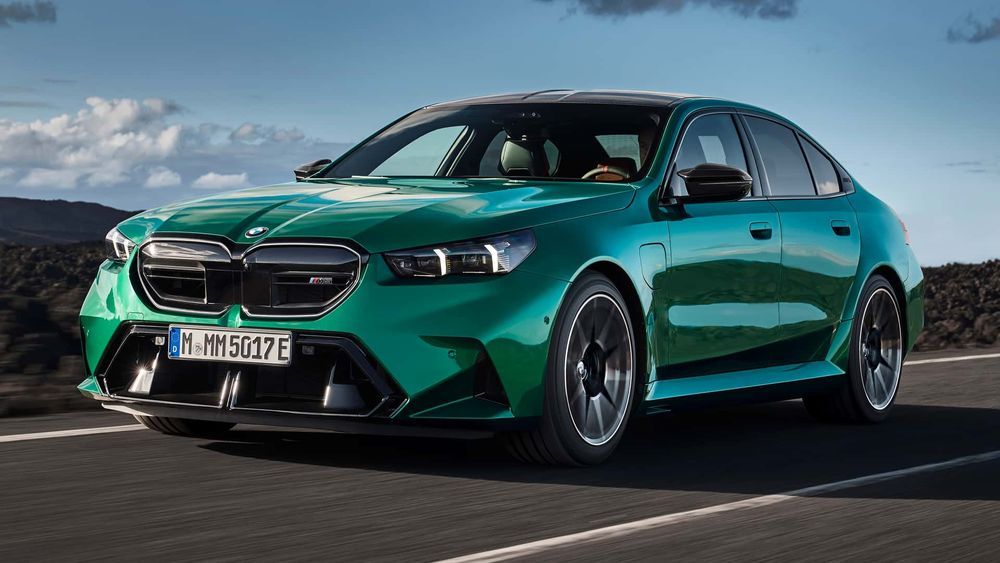 All NEW BMW M5 ขุมพลัง V8 Turbo PHEV - ข่าวในวงการรถยนต์